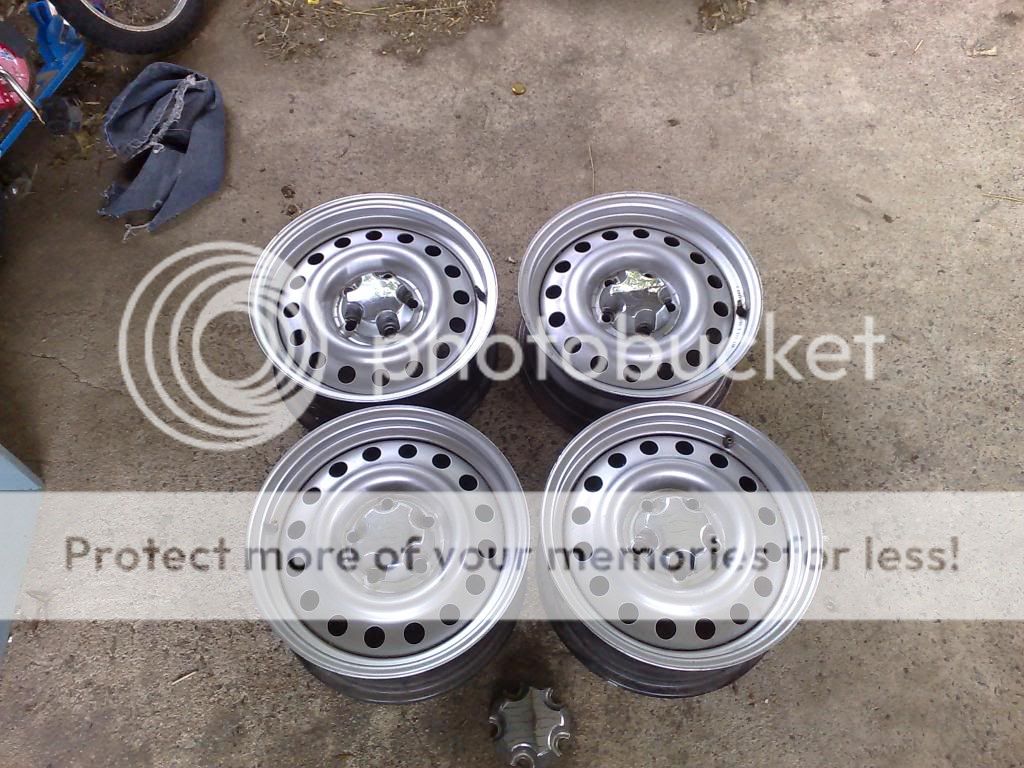 [VIC] - 15x7 interceptors with chrome centre caps | Just Commodores